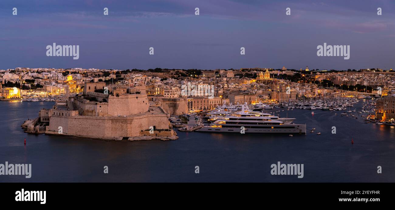 Valletta Grand Harbour, Valletta, Malta Stock Photo - Alamy