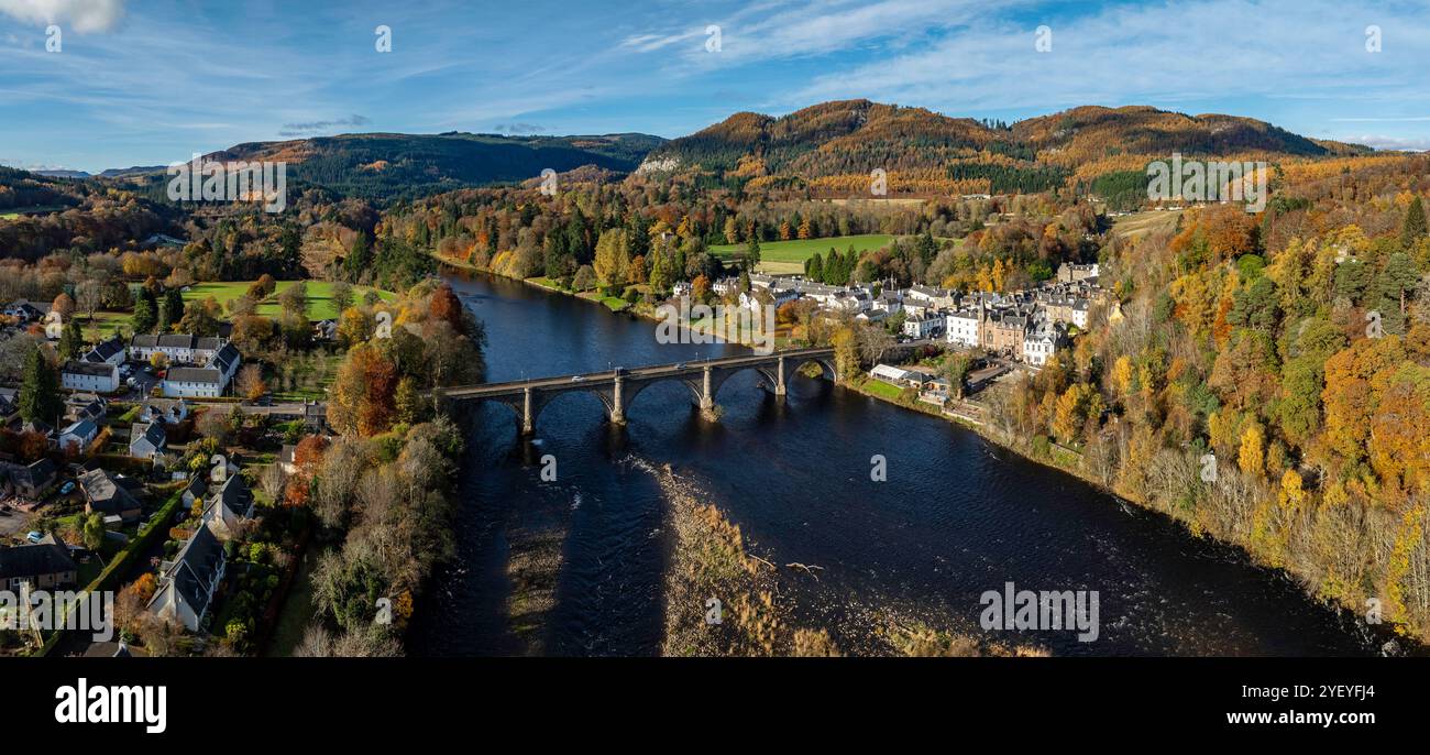 River Tay at Dunkeld in Perthshire, Scotland, UK Stock Photo - Alamy