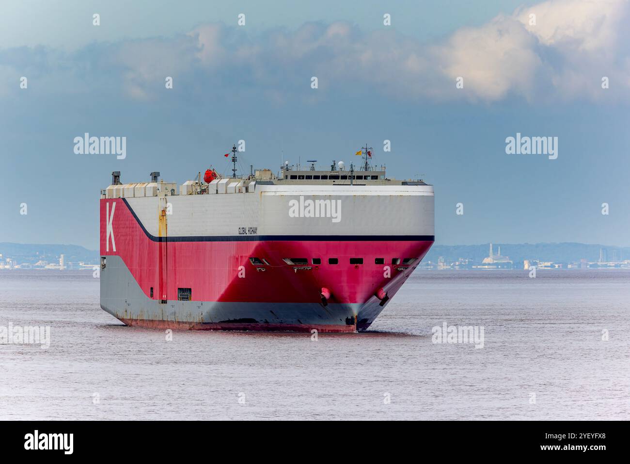 Vehicle carrier Global Leader heading for Royal Portbury Docks Stock ...