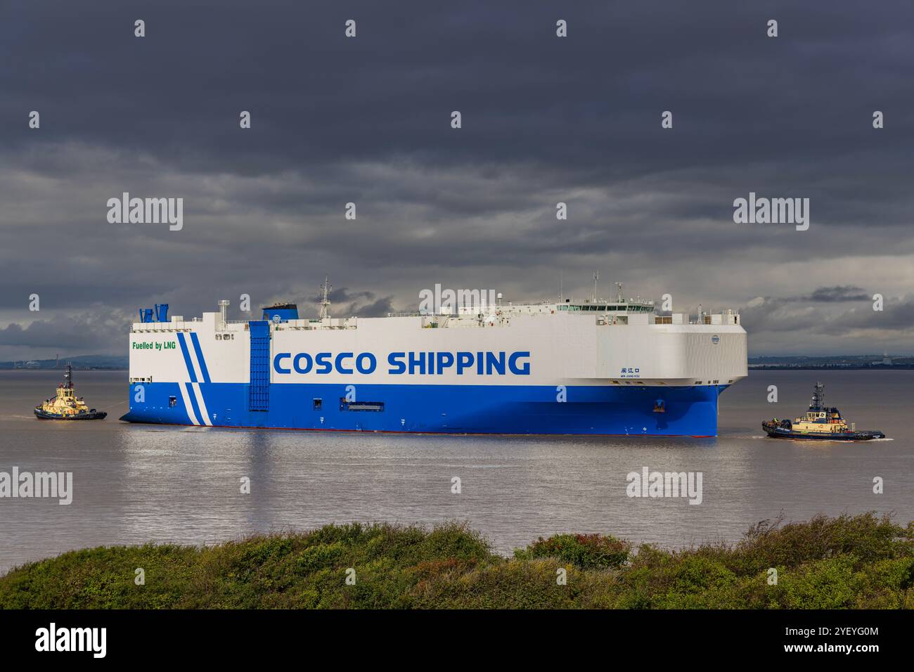 Vehicle carrier Min Jiang Kou heading to Royal Portbury docks on her ...