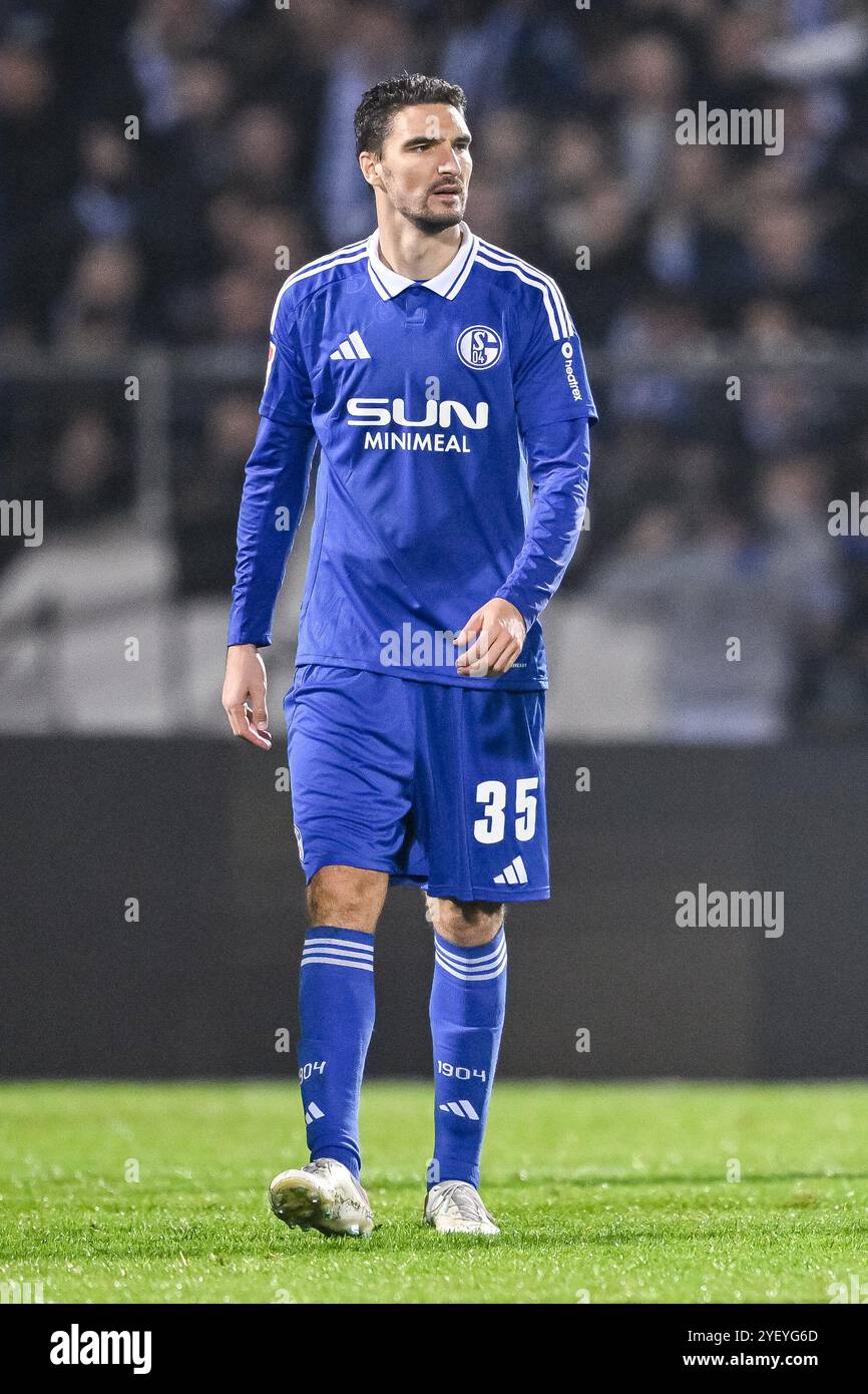 Ulm, Germany. 01st Nov, 2024. Soccer: Bundesliga 2, SSV Ulm 1846 - FC ...
