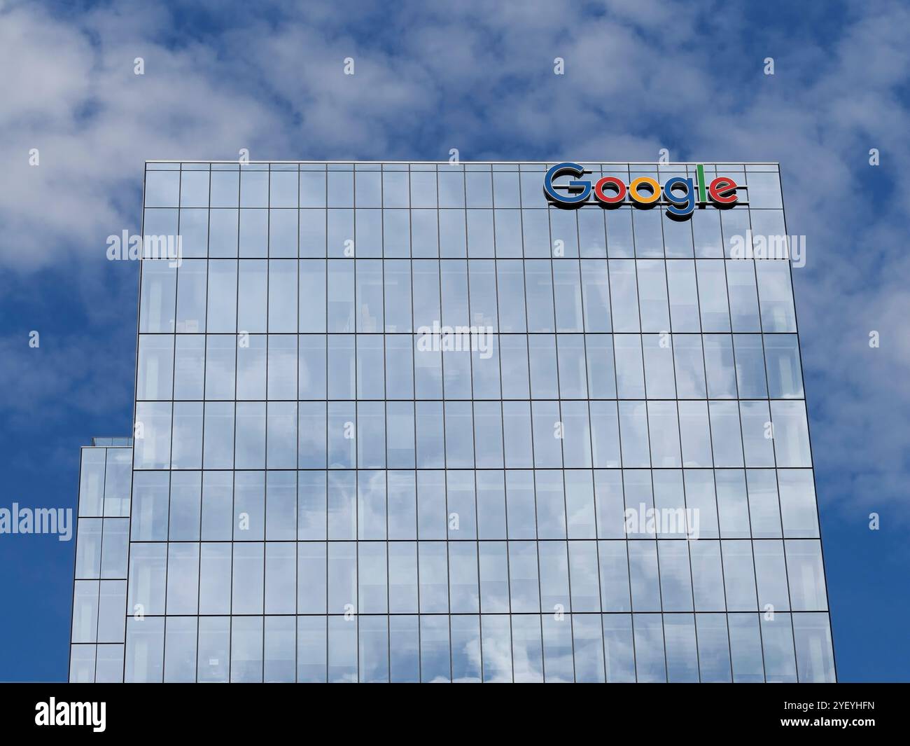 Toronto Canada / Google's new Downtown Toronto Headquarters, in King ...