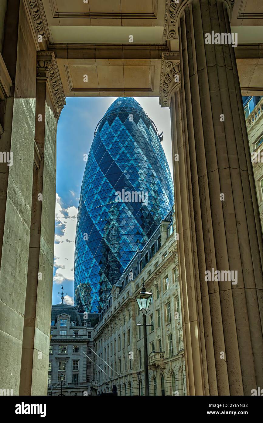 Bullet-shaped skyscraper with clear and dark glass, nicknamed "The ...