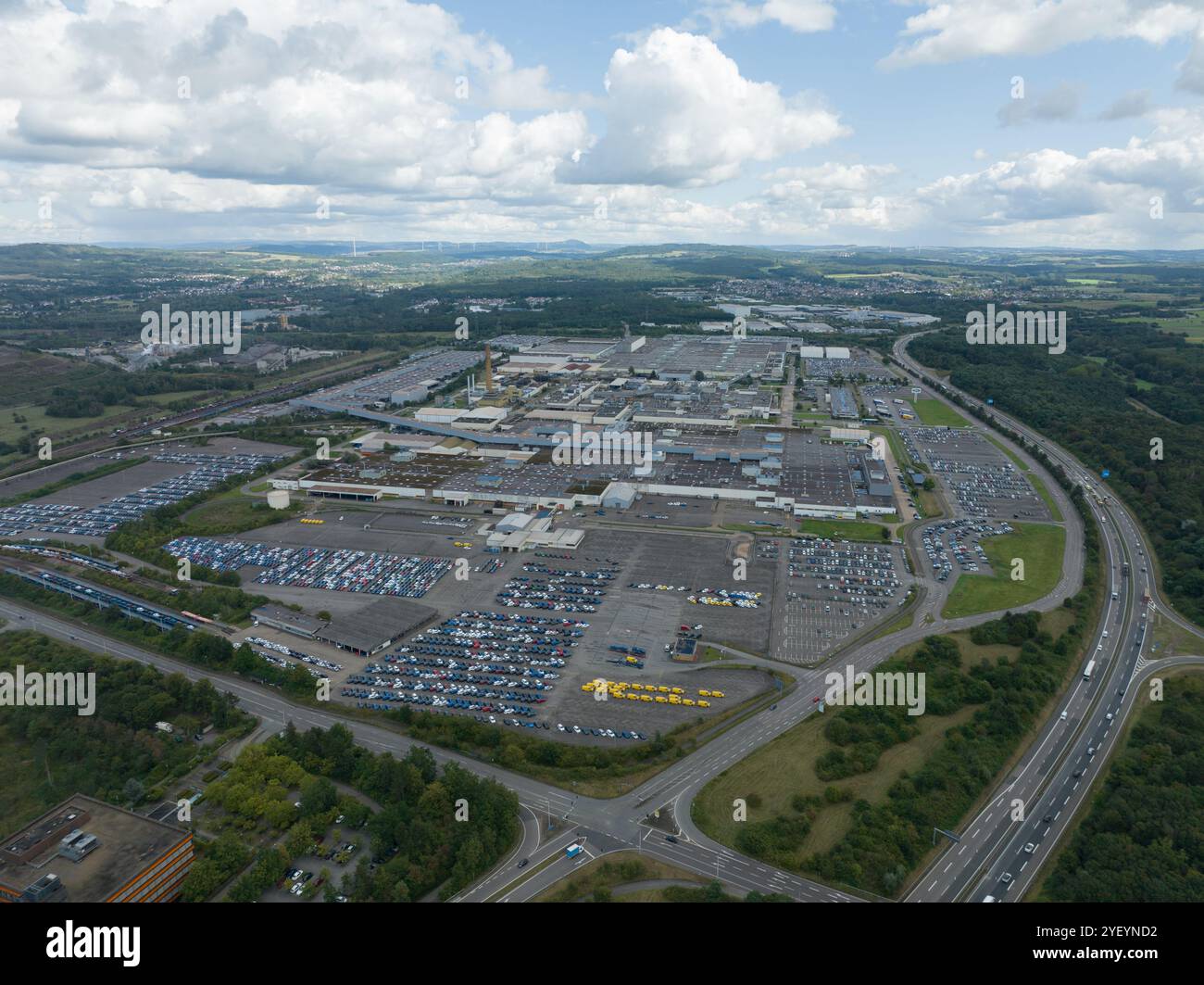 Ford factory exterior modern hi-res stock photography and images - Alamy