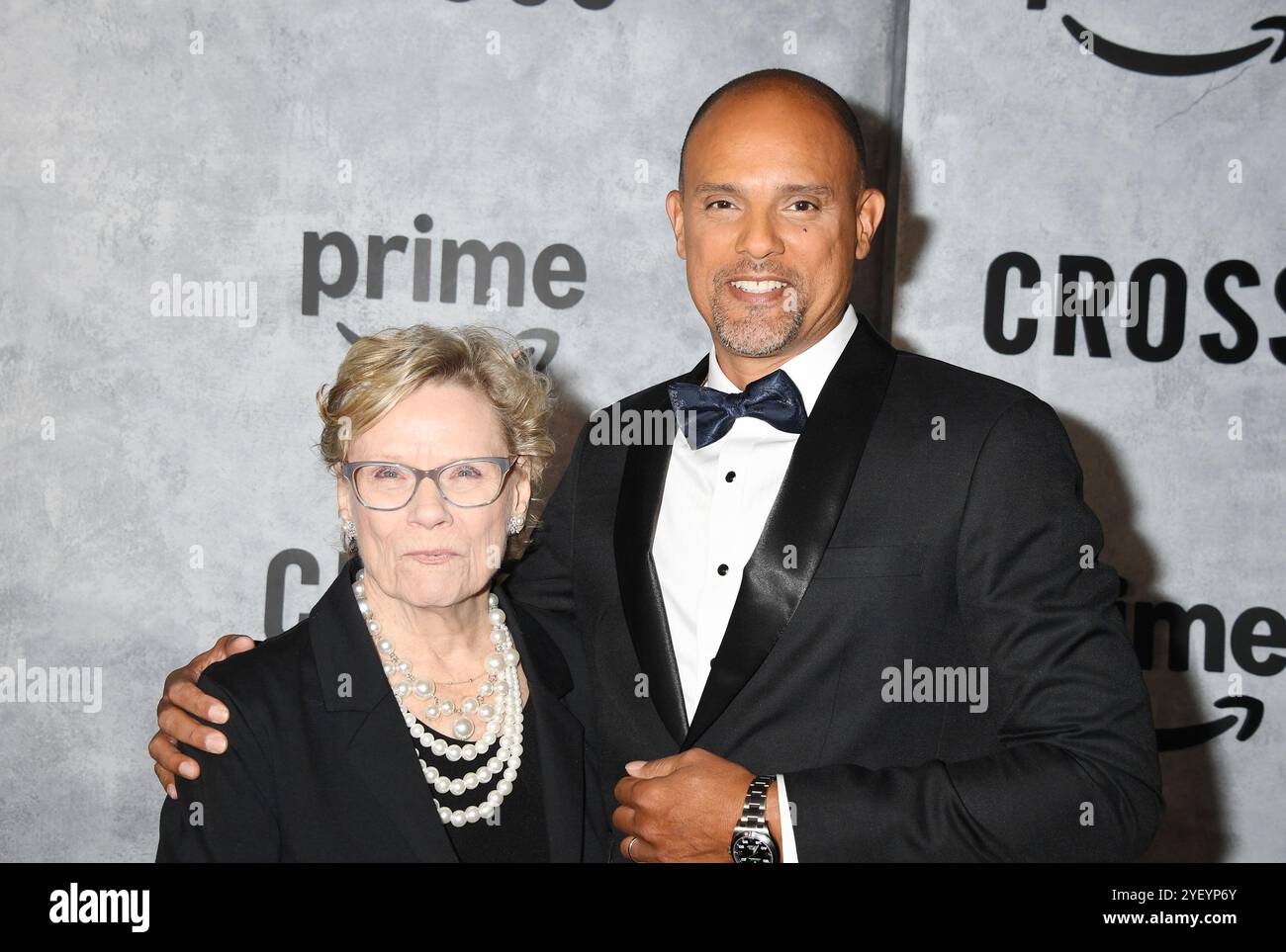 LOS ANGELES, CALIFORNIA - OCTOBER 29: (L-R) April Kutger and Ben ...