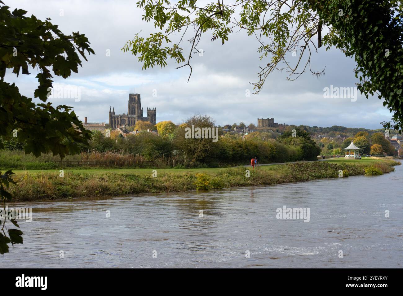 Autumn view river wear hi-res stock photography and images - Alamy