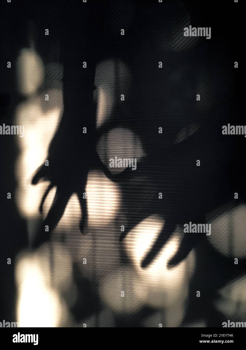 Grasping face hi-res stock photography and images - Alamy