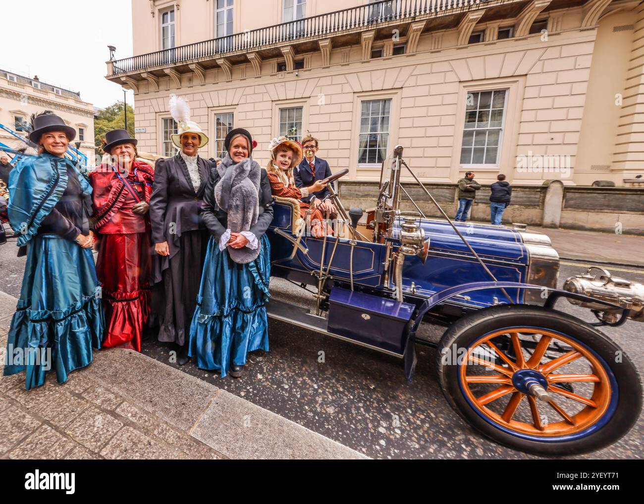 1900 hundreds cars hi-res stock photography and images - Alamy