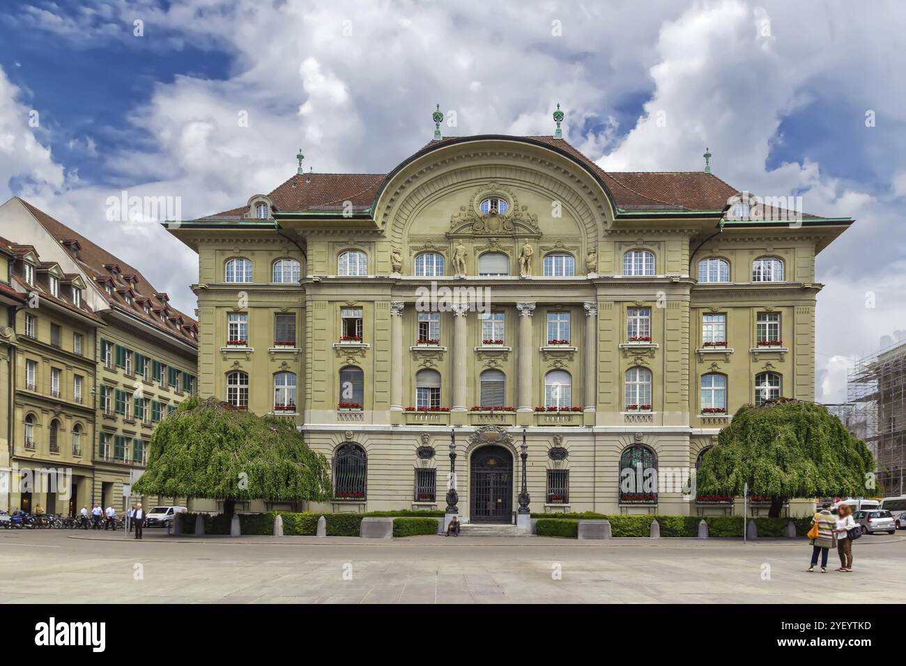 Building of the National Bank of Switzerland on Bundesplatz square ...