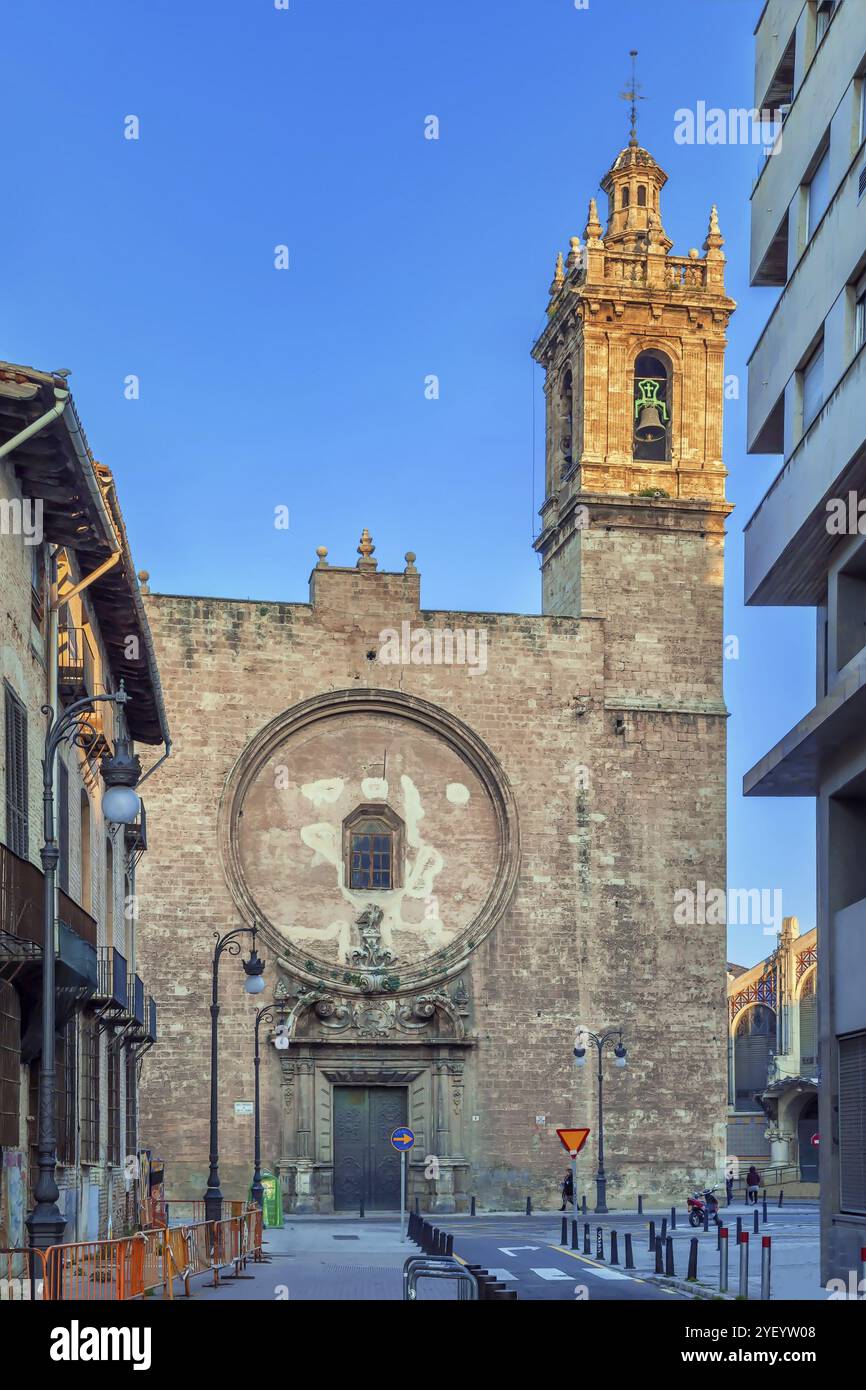 Roman catholic church santos juanes hi-res stock photography and images ...