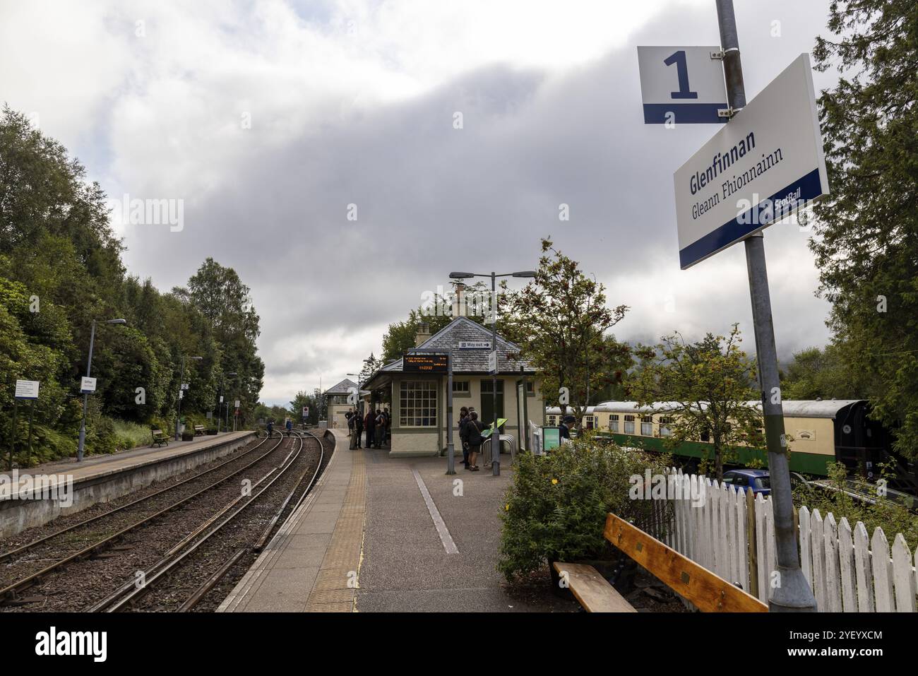Highland railway stations hi-res stock photography and images - Alamy