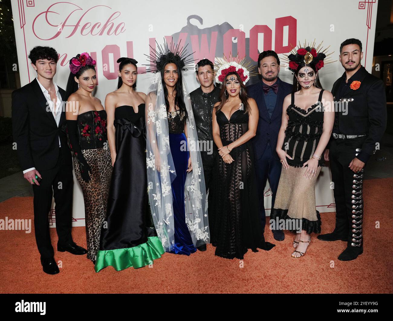 Los Angeles, USA. 01st Nov, 2024. (L-R) Charlie Bushnell, Xochitl Gomez ...