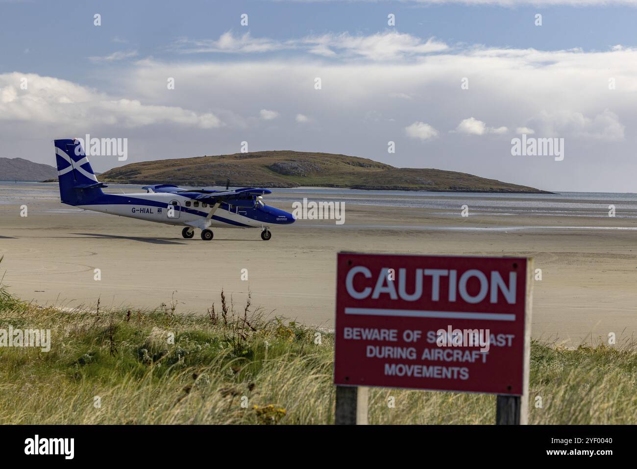 Loganair DHC6 Twin Otter on the sandy beach, Barra airfield, Outer ...