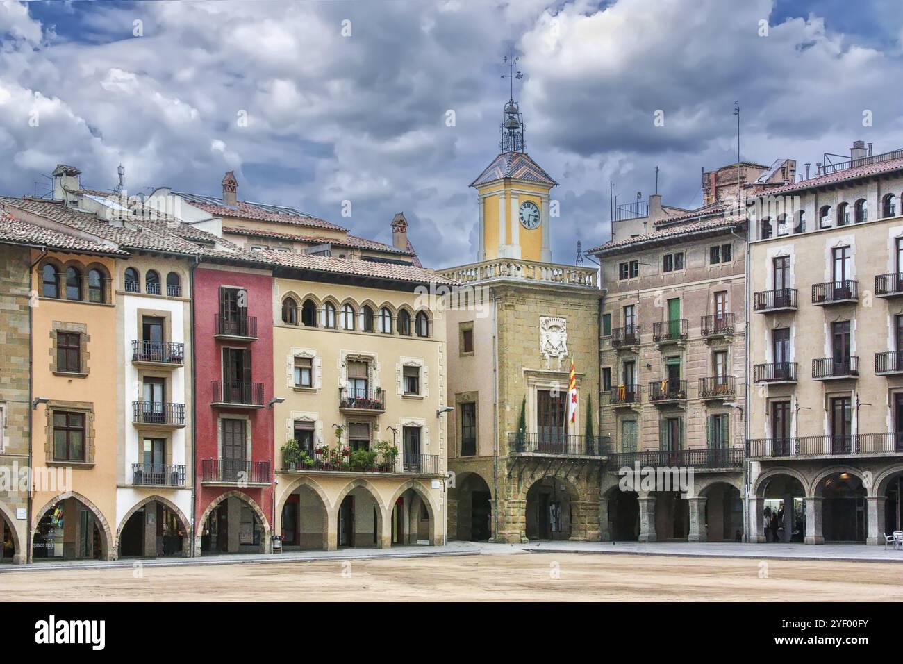 Main square in historical hi-res stock photography and images - Alamy