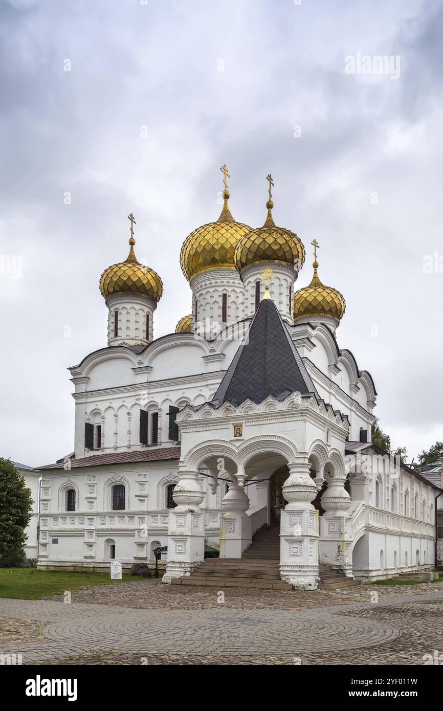 Kirche veranda hi-res stock photography and images - Alamy
