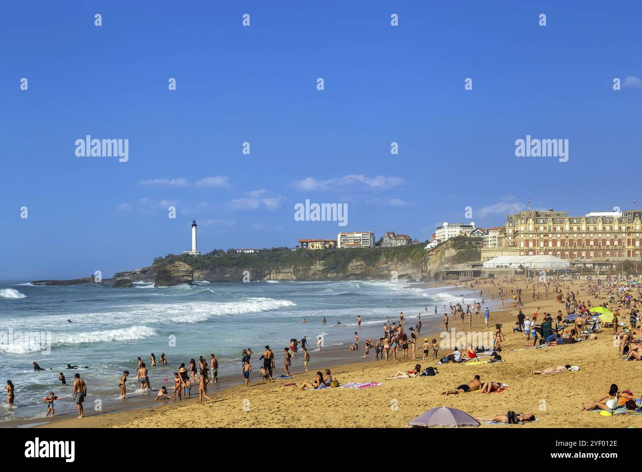 Biarritz coast cliffs basque hi-res stock photography and images - Alamy