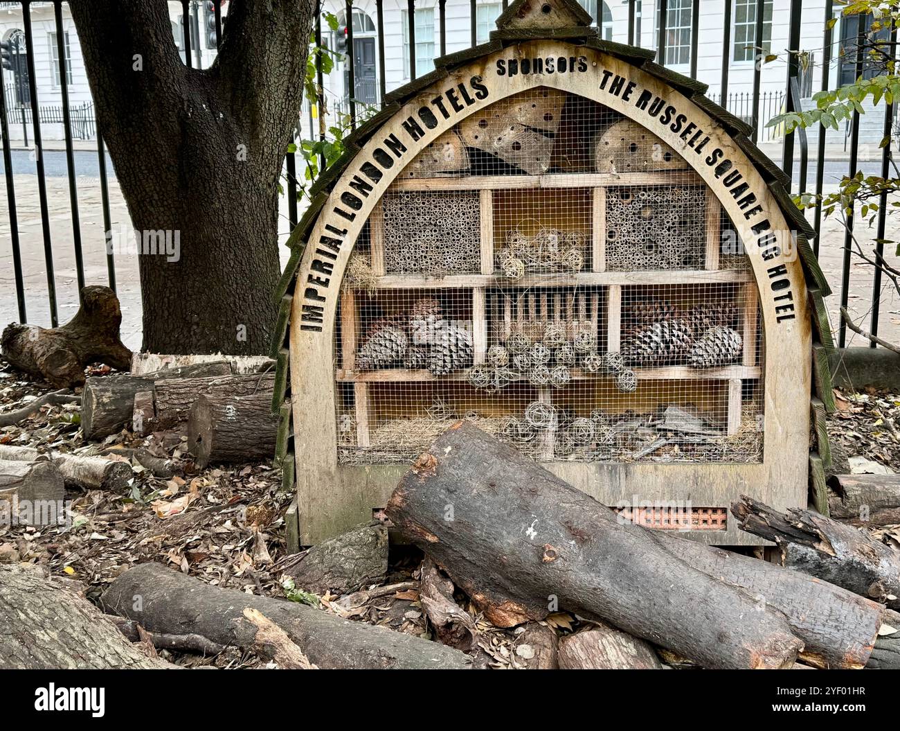 Bug hotels hi-res stock photography and images - Alamy
