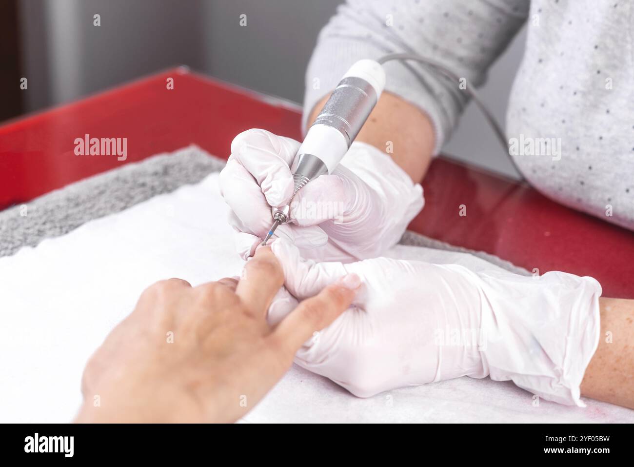Preen nails hi-res stock photography and images - Alamy