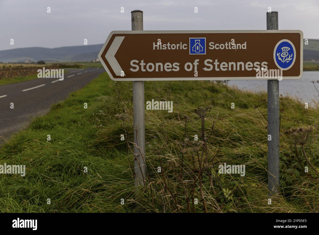 Signpost, road sign, Stones of Stenness Circle and Henge, stone circle ...