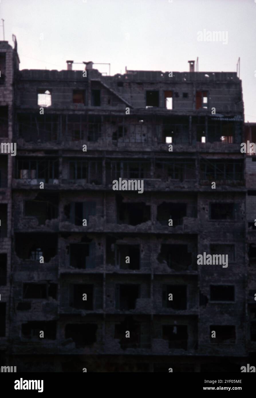 Lebanonwar 1982 beirut hi-res stock photography and images - Alamy