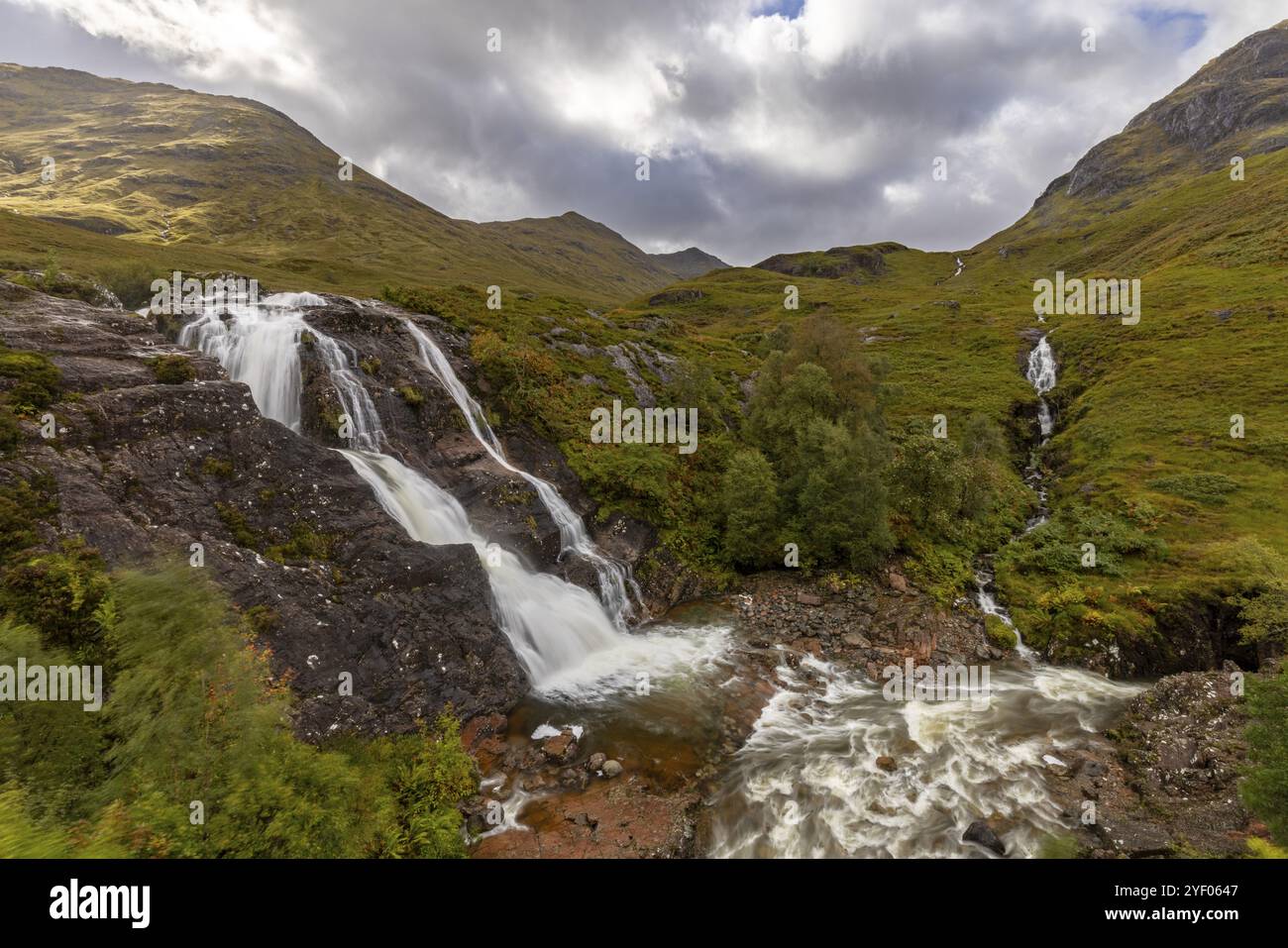 Meeting three water glencoe waterfall hi-res stock photography and ...