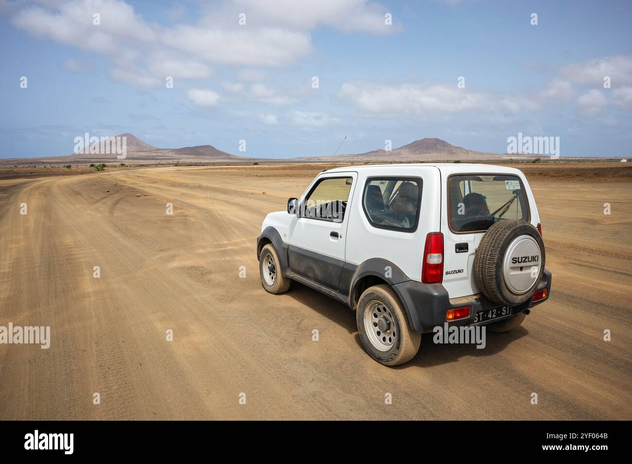 Sal cape verde car hi-res stock photography and images - Alamy