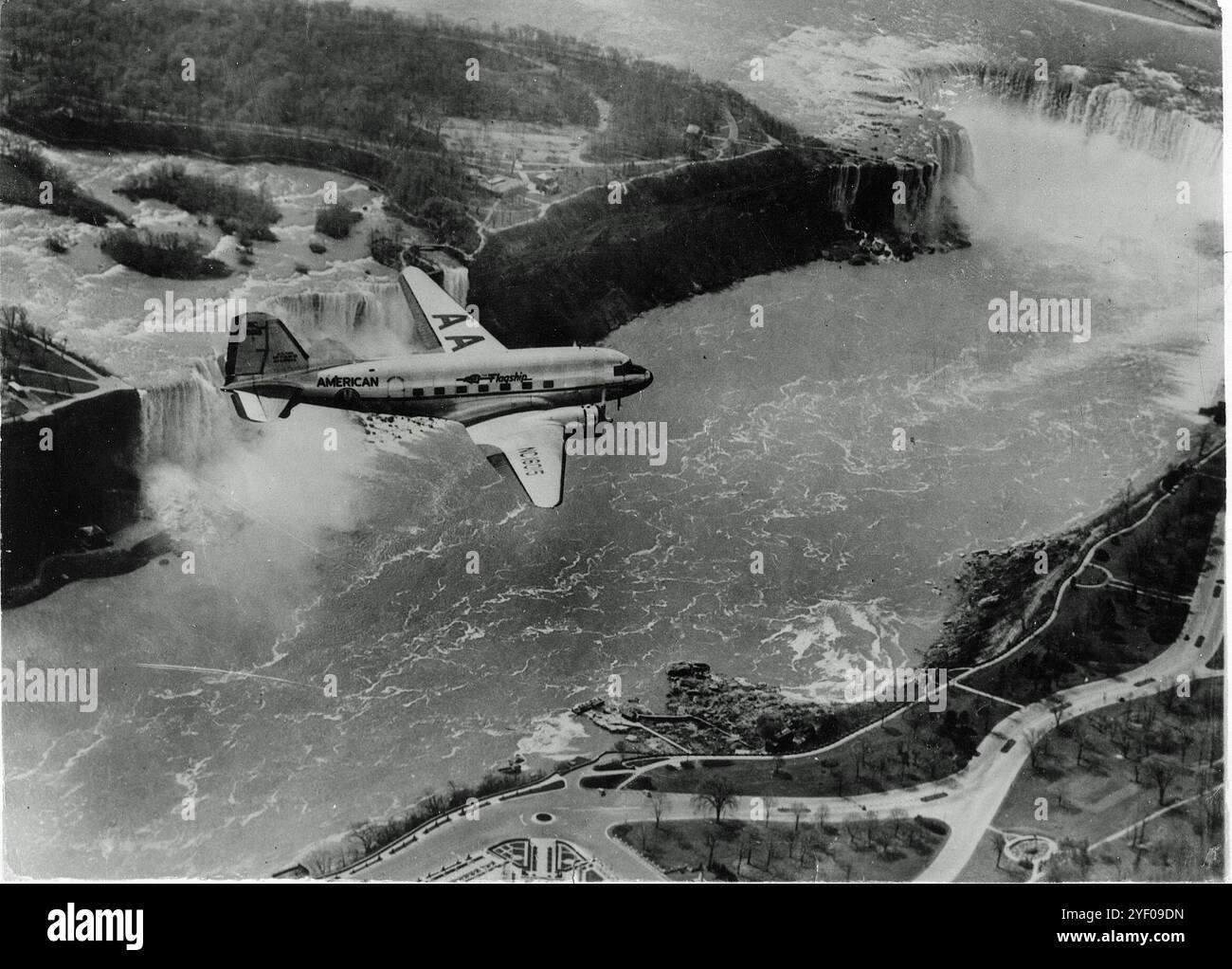 Douglas DC-3 "Flagship" airliner of American Airlines flying over the ...