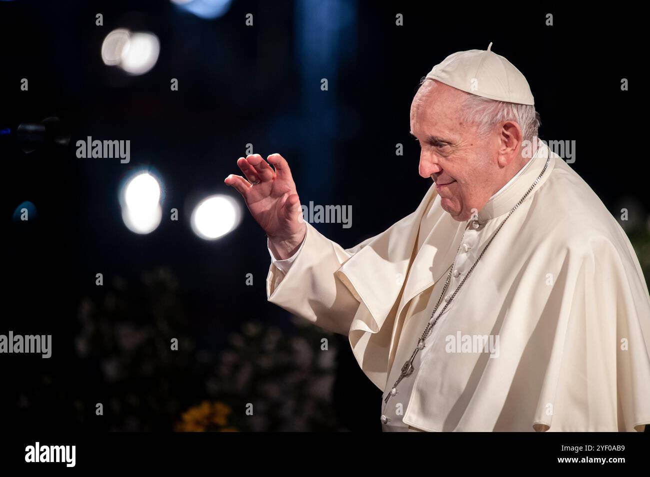 Pope Francis during the Via Crucis (Way of the Cross) torchlight ...