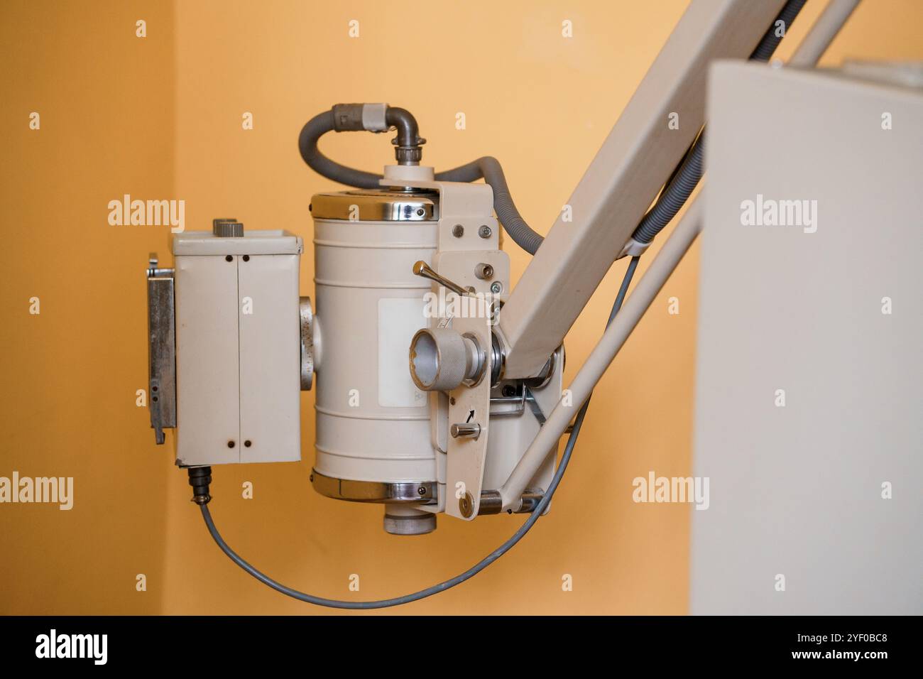 Clinical tools on wall hi-res stock photography and images - Alamy