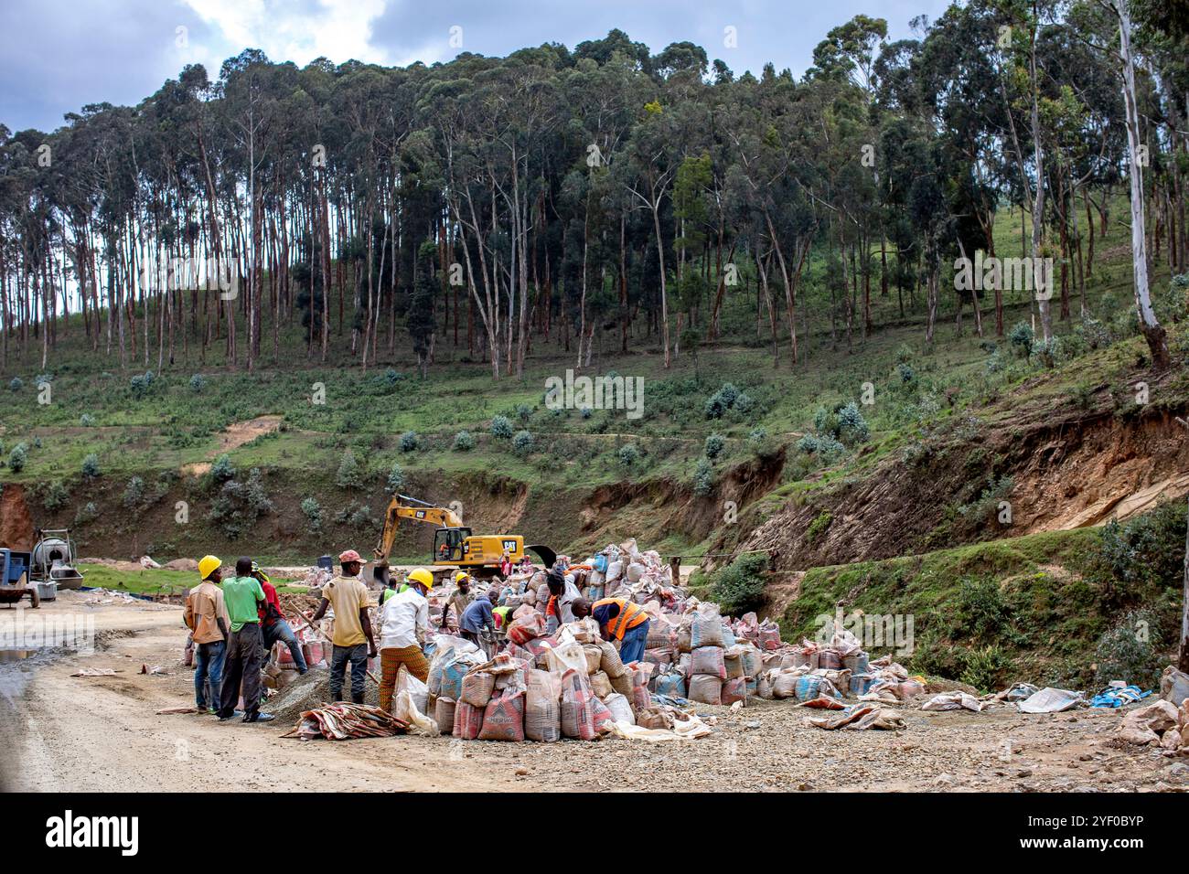 Rwanda construction site hi-res stock photography and images - Alamy
