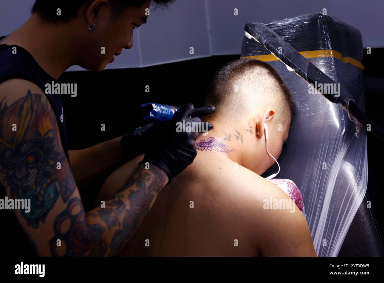 Person getting tattoo hi-res stock photography and images - Alamy