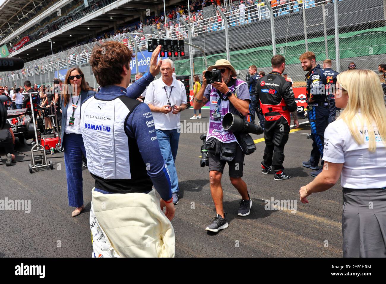 Sao Paulo, Brazil. 02nd Nov, 2024. Franco Colapinto (ARG) Williams Racing on the grid. 02.11. ...