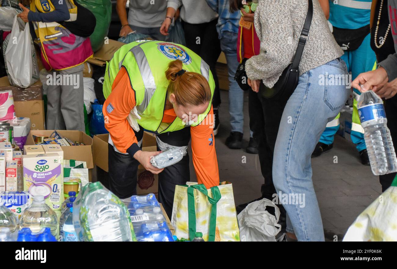 Madrid, Madrid, SPAIN. 2nd Nov, 2024. The people of Madrid are turning ...