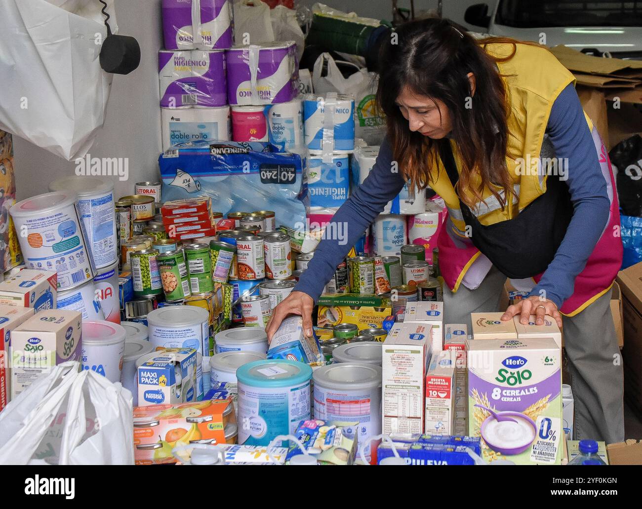 Madrid, Madrid, SPAIN. 2nd Nov, 2024. The people of Madrid are turning ...