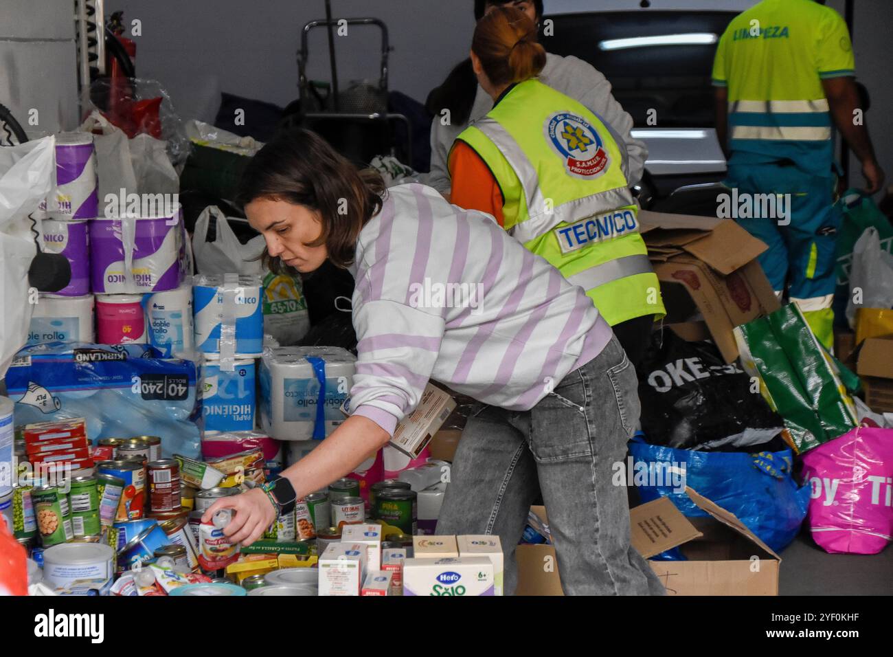 Madrid, Madrid, SPAIN. 2nd Nov, 2024. The people of Madrid are turning ...