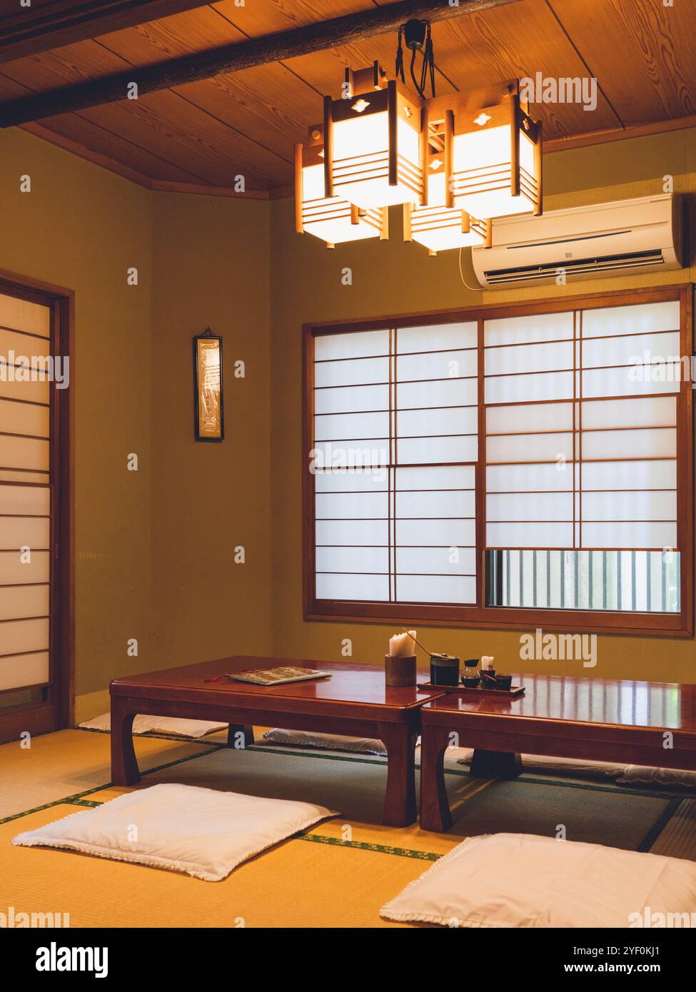 Tradition Japanese style in Kyoto Stock Photo - Alamy