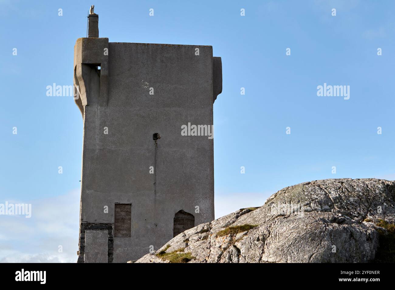 lloyds signal tower on banbas crown malin head, county donegal ...
