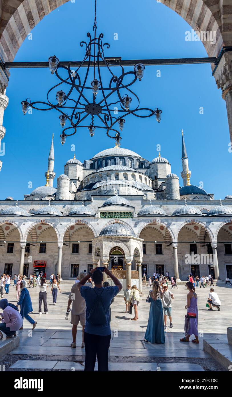 Blue Mosque Courtyard, Fountain, and Minarets in Istanbul, Turkey Stock ...