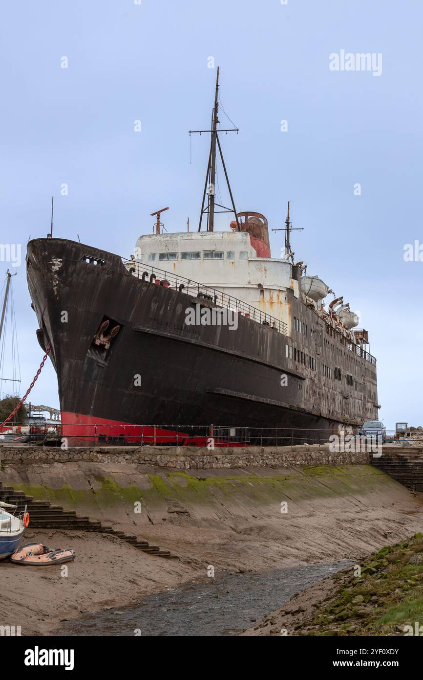 Tss duke lancaster railway hi-res stock photography and images - Alamy