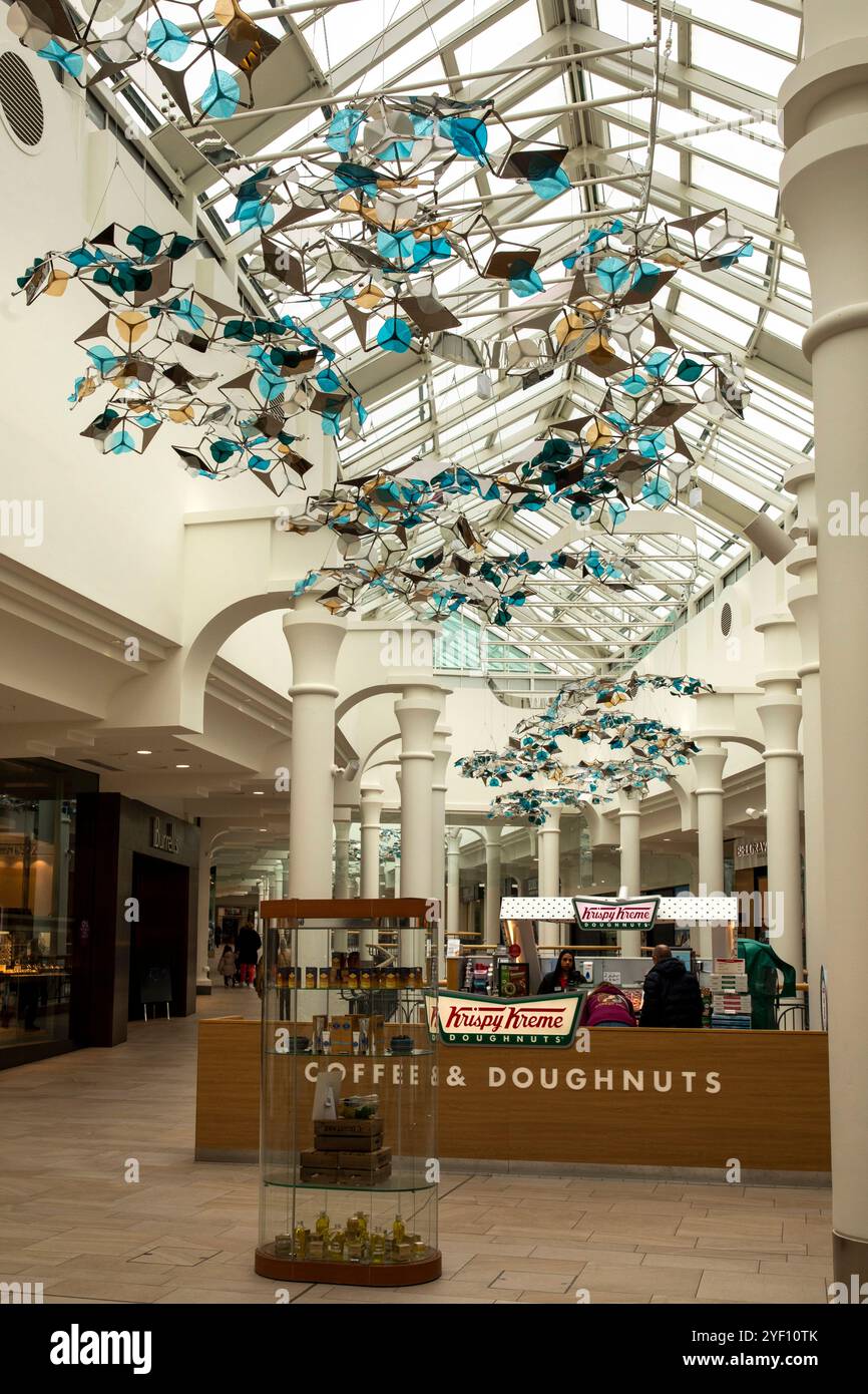 UK, Kent, Tunbridge Wells, Town Centre, Royal Victoria Place shopping ...