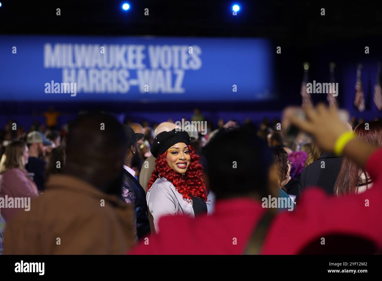 Dj flo hi-res stock photography and images - Alamy
