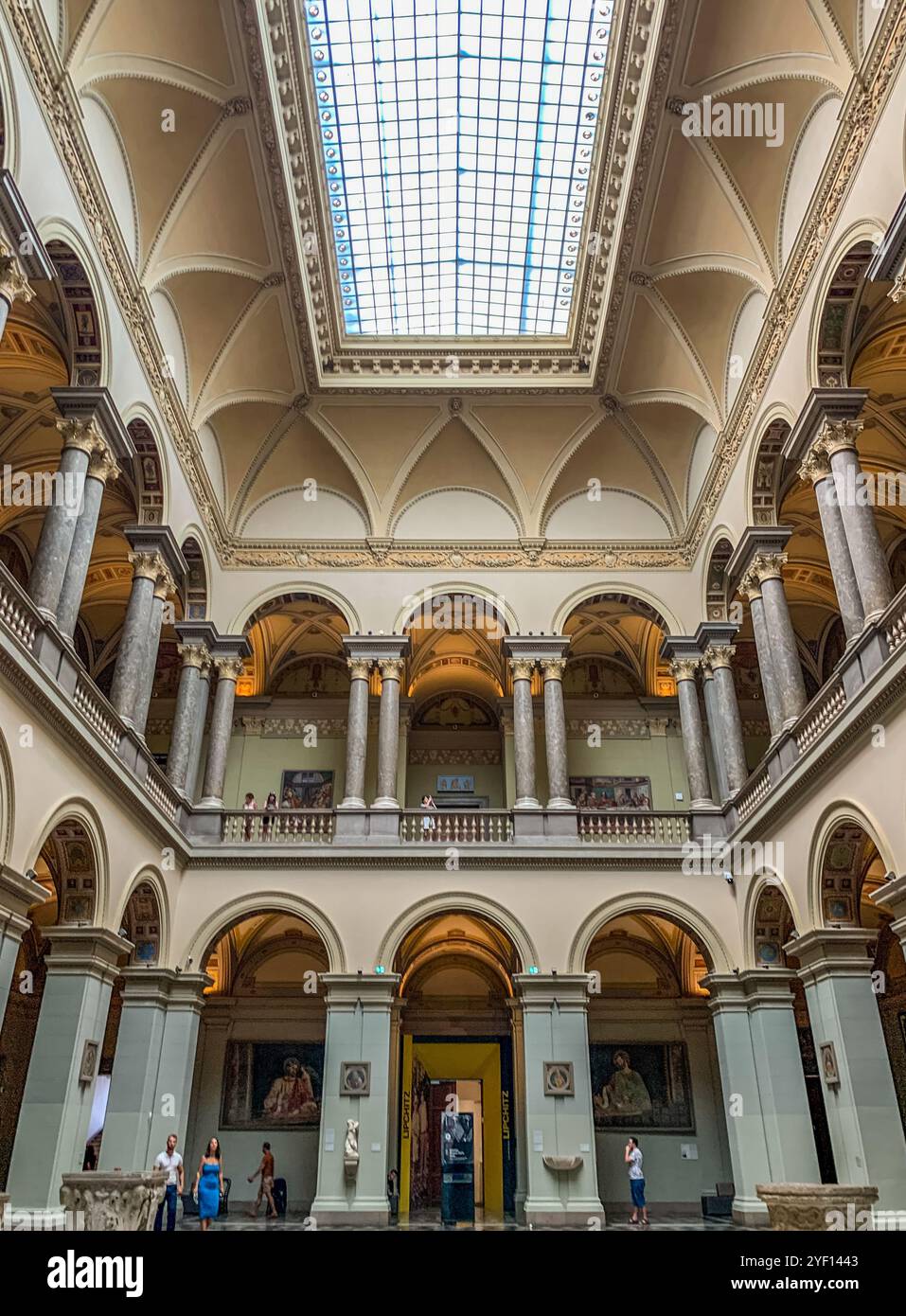Museum of Fine Arts in Pest - Interior Courtyard Stock Photo - Alamy