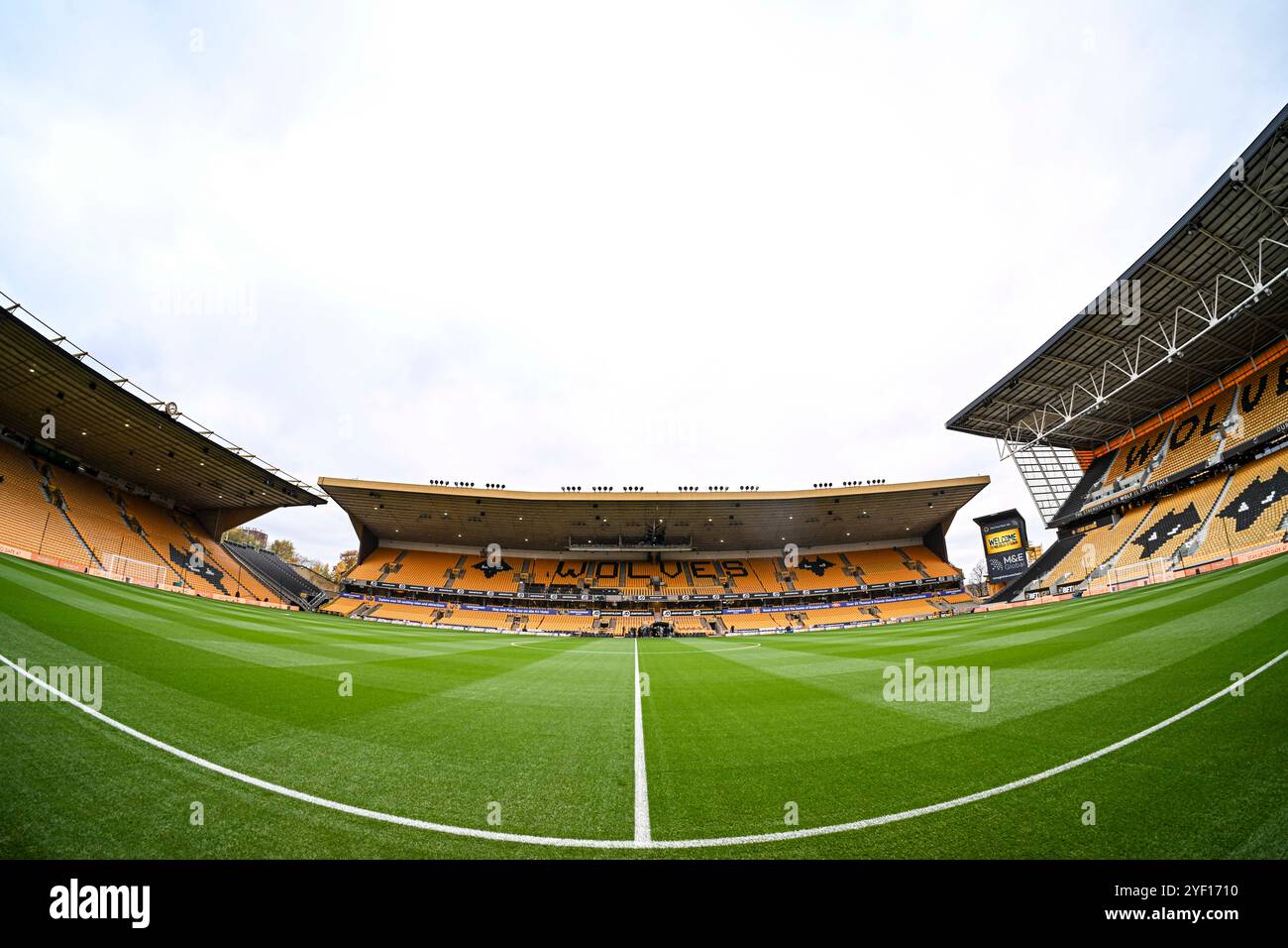 2nd November 2024; Molineux Stadium, Wolverhampton, West Midlands ...