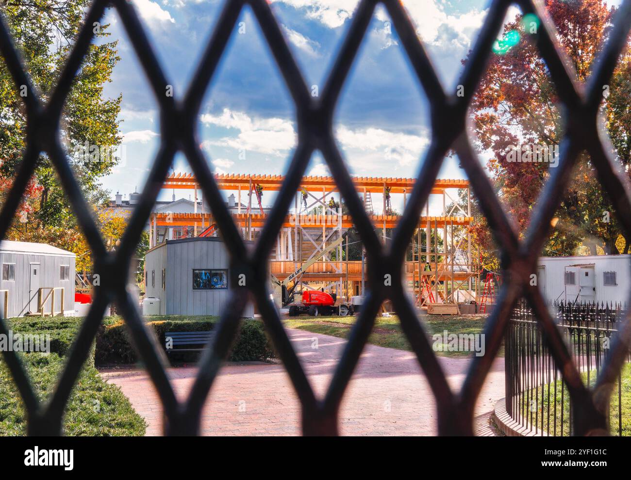 Inaugral day parade viewing stands hi-res stock photography and images ...