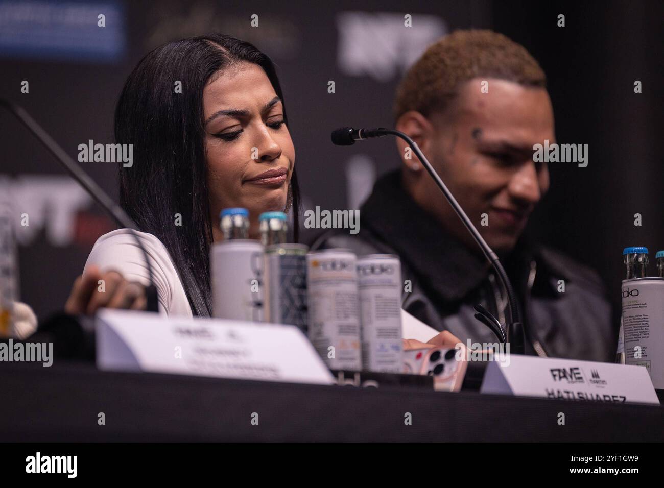 Pressekonferenz vor FAME FIGHTING 2024 Hati Suarez - Pressekonferenz ...