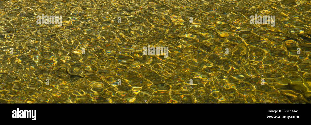 Water floweing hi-res stock photography and images - Alamy
