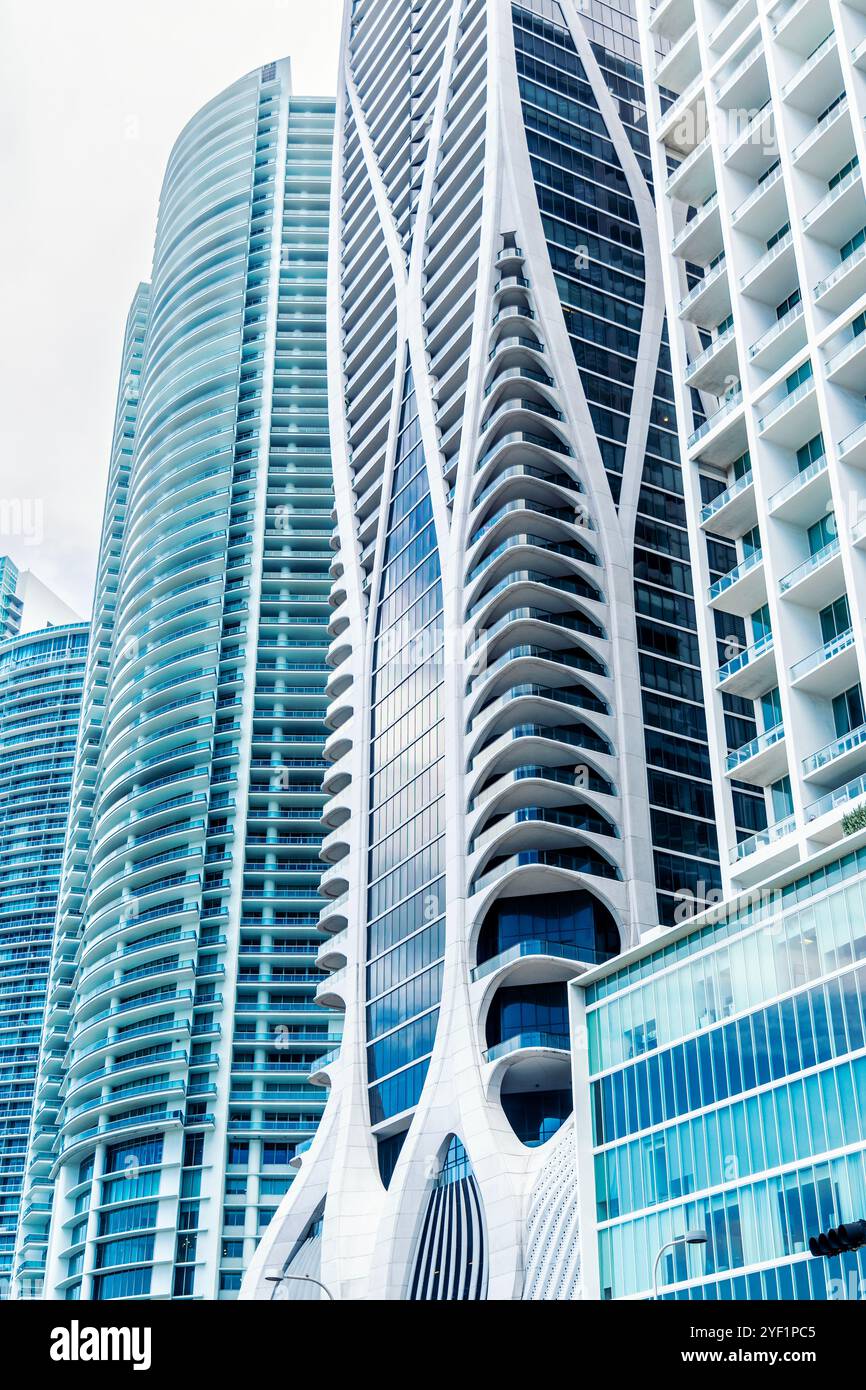 One Thousand Museum and other high rise towers along Biscayne Boulevard ...