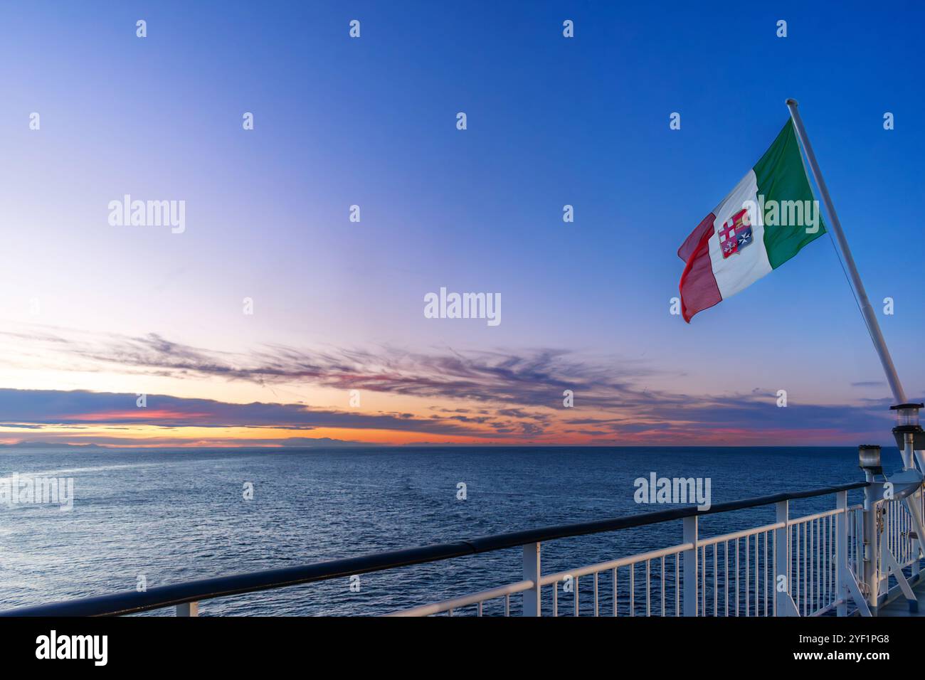 Italy ship flag hi-res stock photography and images - Alamy