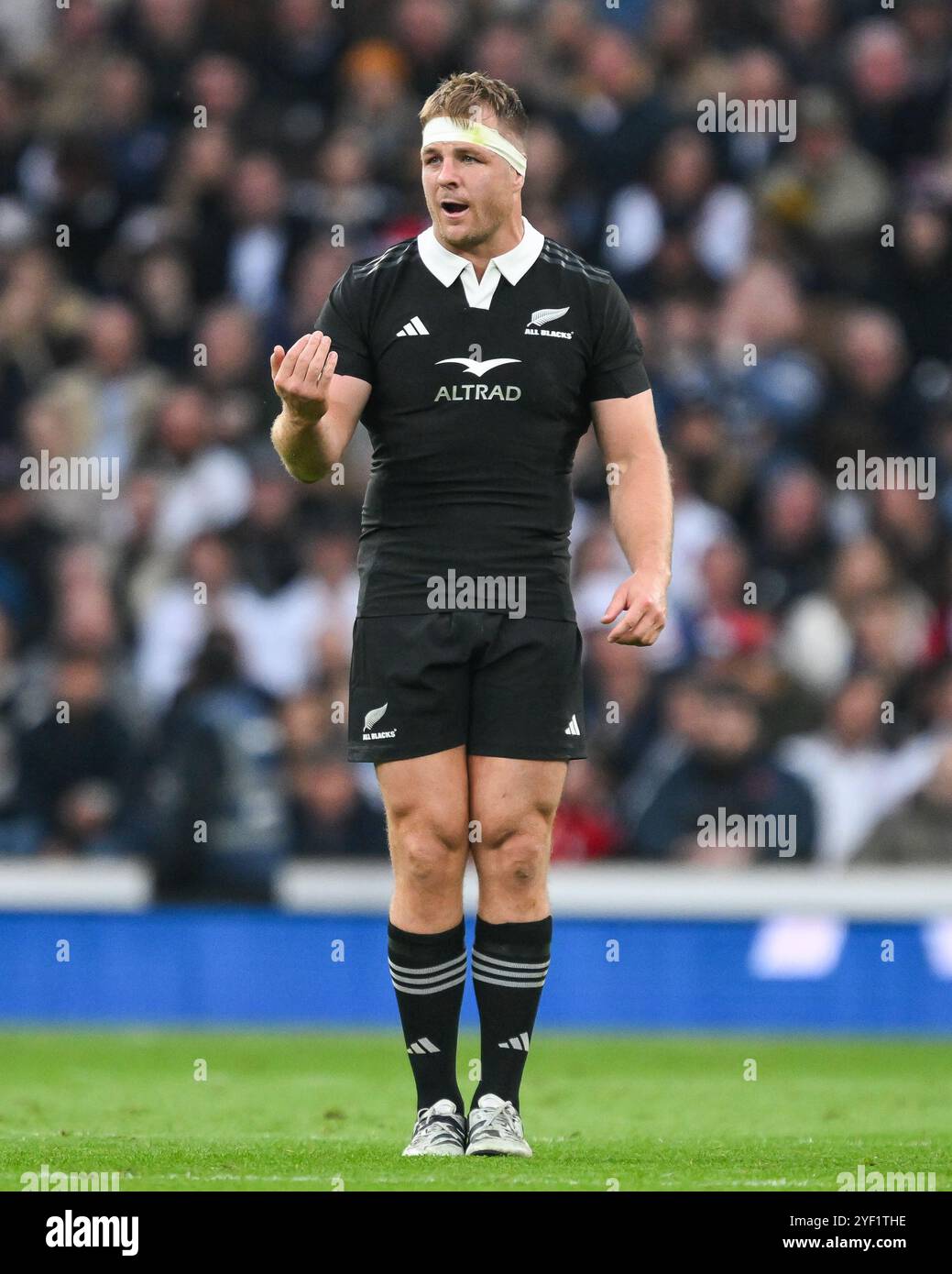 Sam Cane of New Zealand during the Autumn Nations Series match England ...