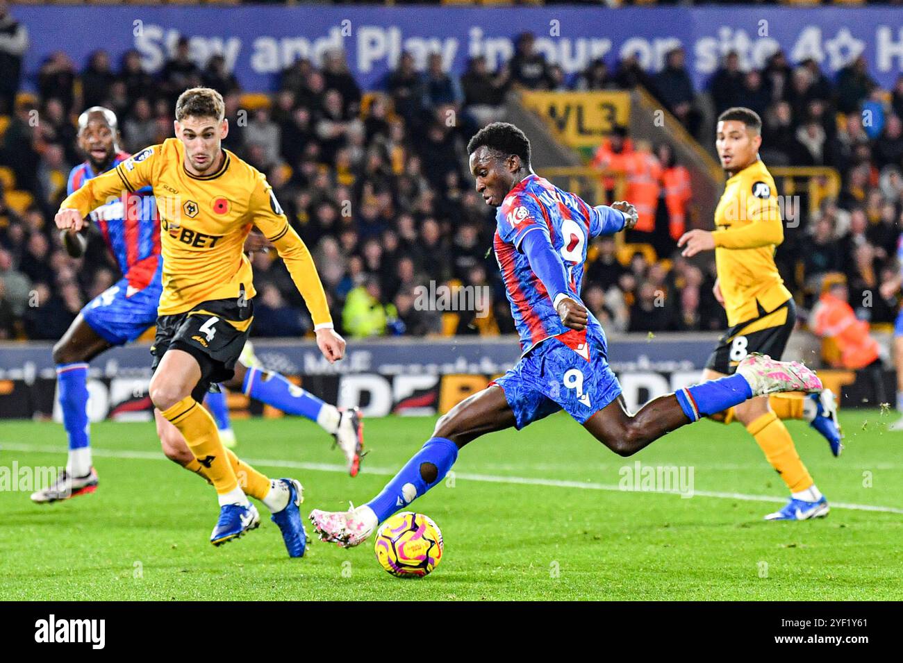 2nd November 2024; Molineux Stadium, Wolverhampton, West Midlands ...